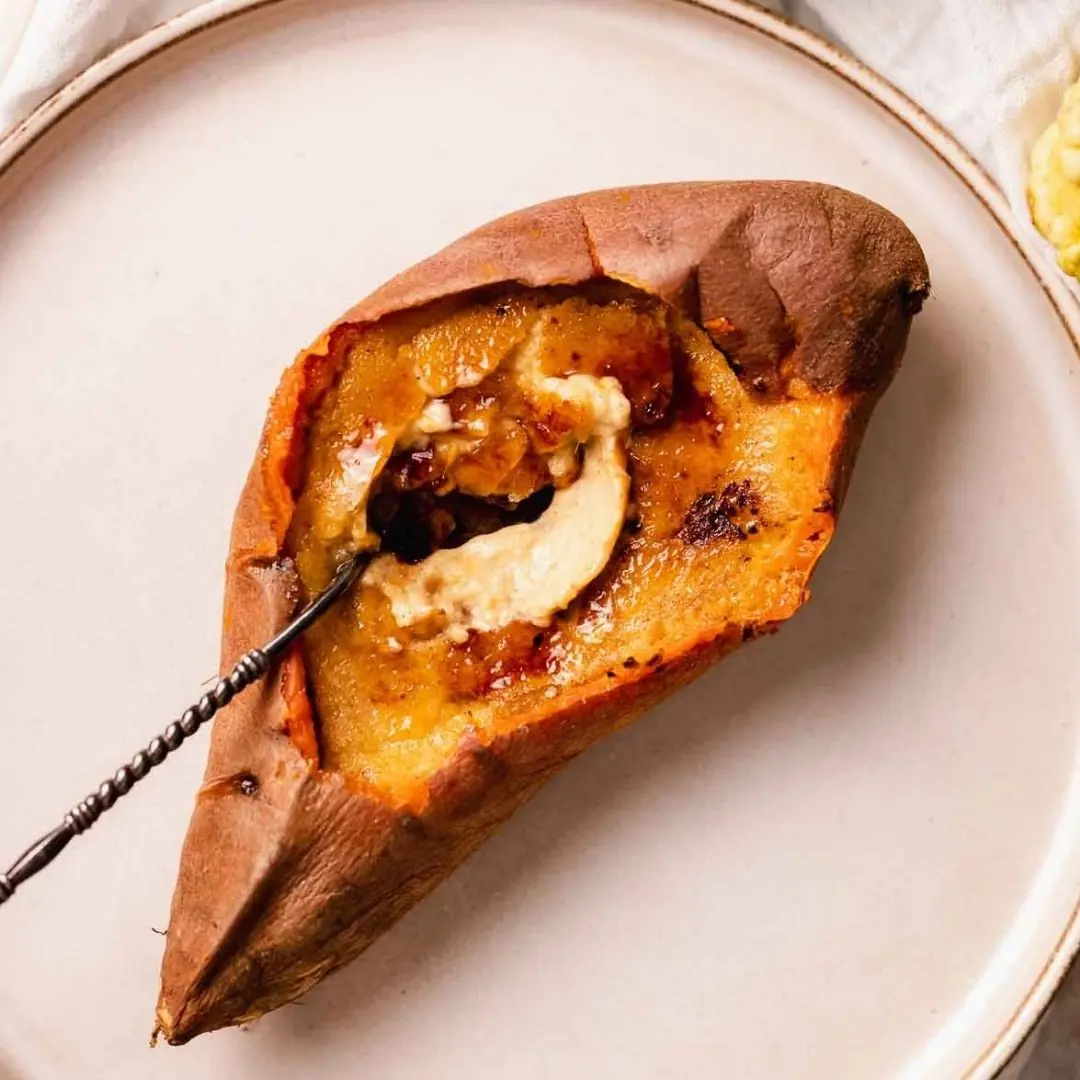 Baking Sweet Potatoes (They Taste Like Dessert!)